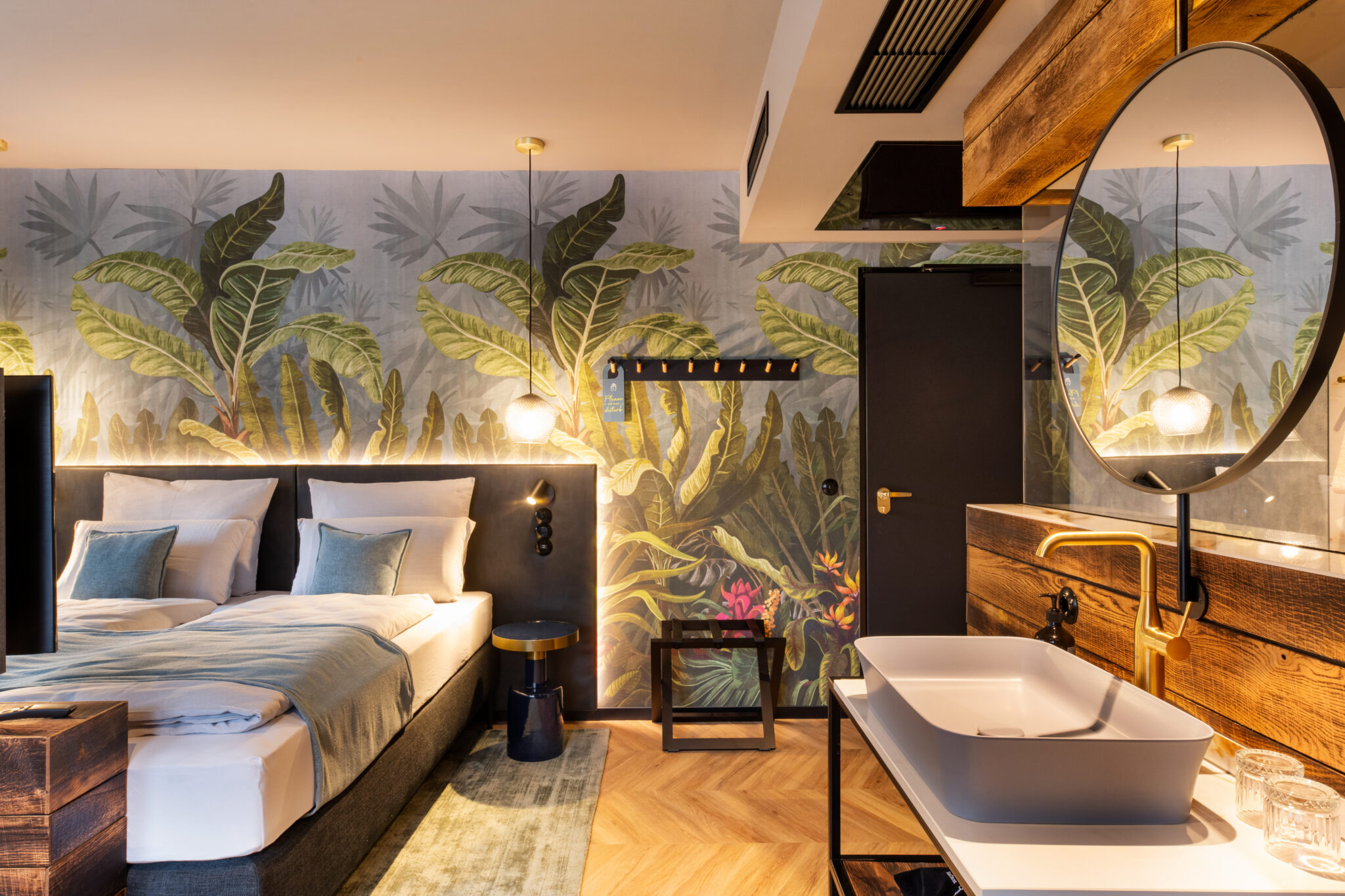 AMIA Hotel – Escape the Ordinary